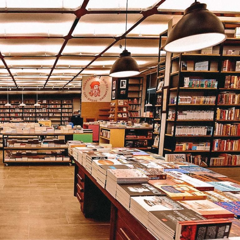 11 livrarias interessantíssimas para conhecer no Brasil - Carpe Mundi